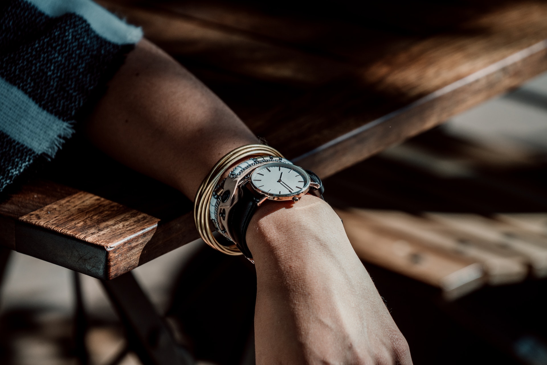 How to Master the Art of Layering Men's Bracelets With Your Watch ...